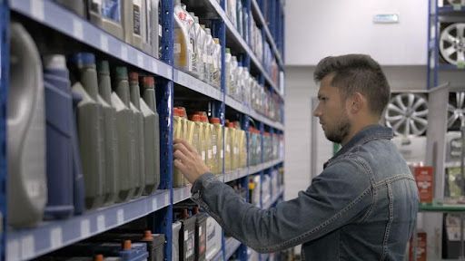 Jangan Asal Pilih, Ketahui 4 Cara Memilih Toko Oli Mobil!