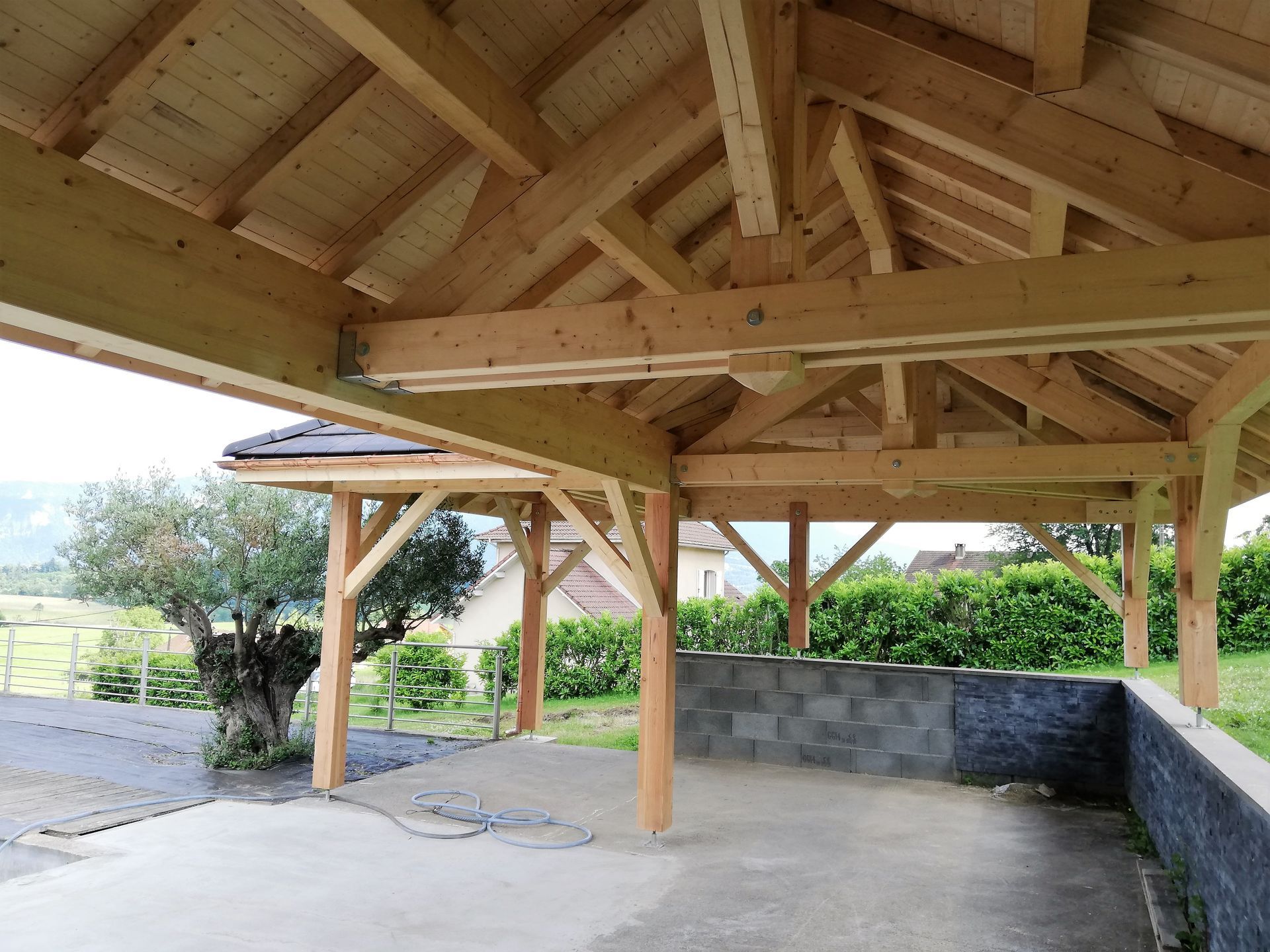 DESCHAMPS CONSTRUTION BOIS – Charpentier Gerbaix Novalaise