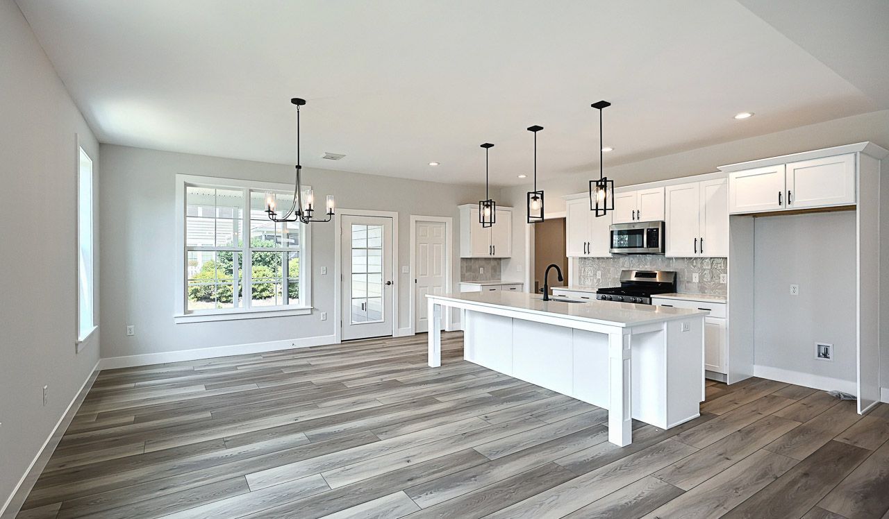 GRAND Closeout: Home Towne Square 55+