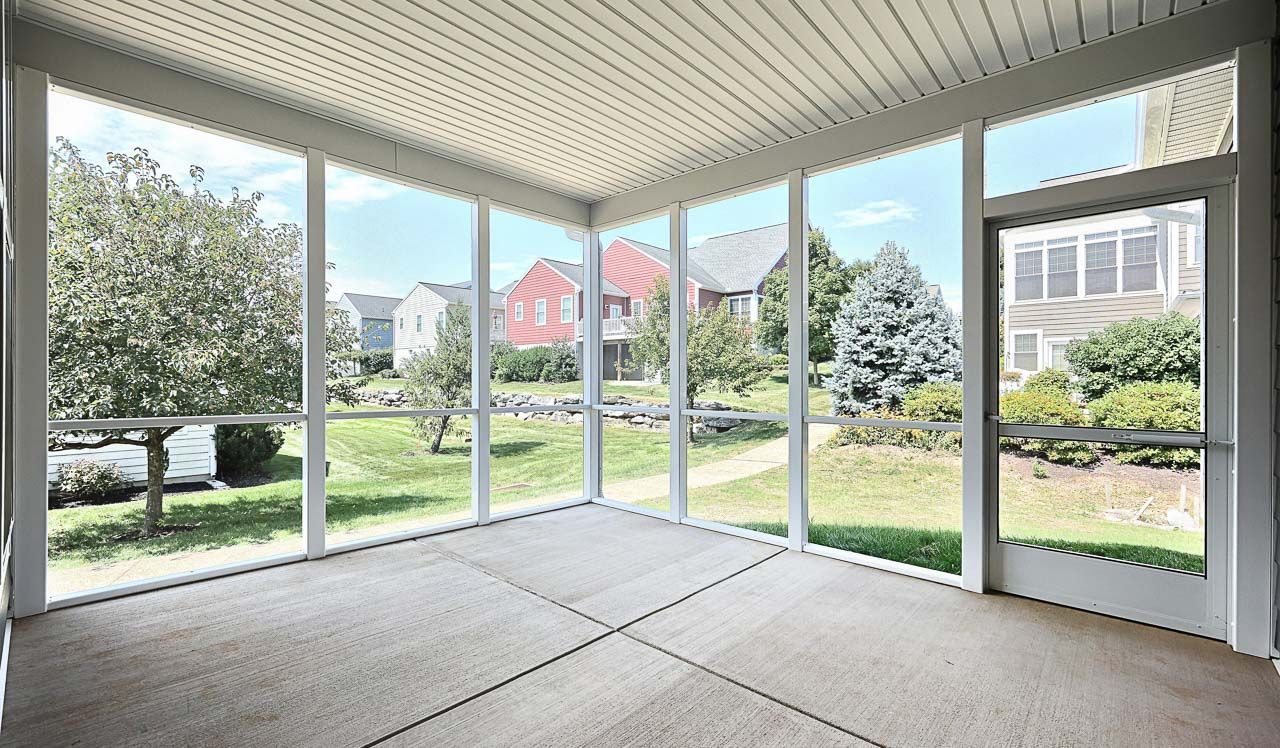 GRAND Closeout: Home Towne Square 55+