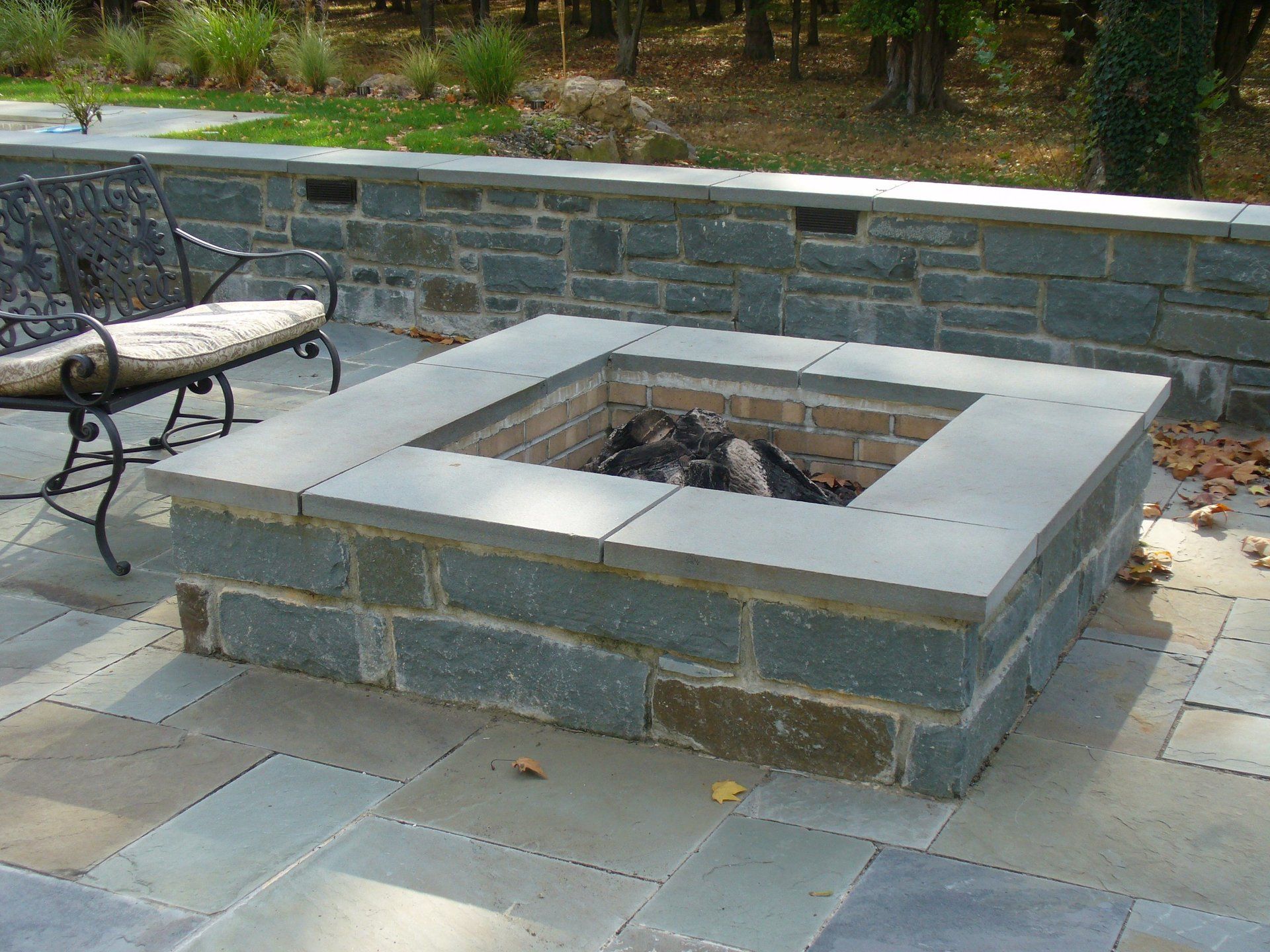 Designing the Perfect Hardscape Backyard Fire Feature