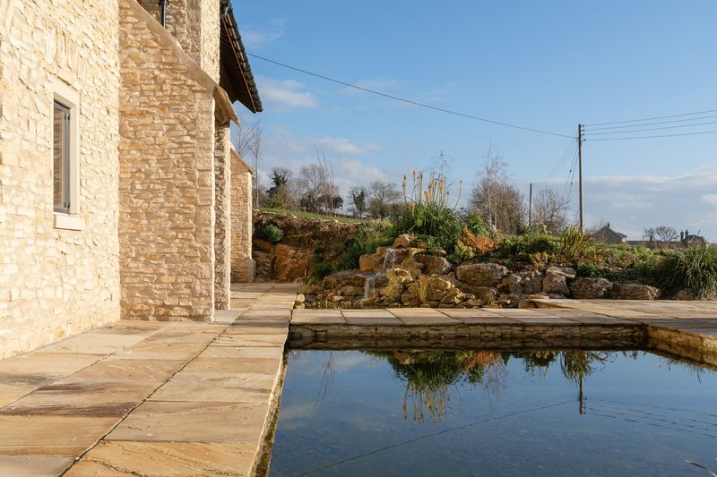 Random Coursed Limestone - Natural Rubble Limestone | Real Stone Cladding