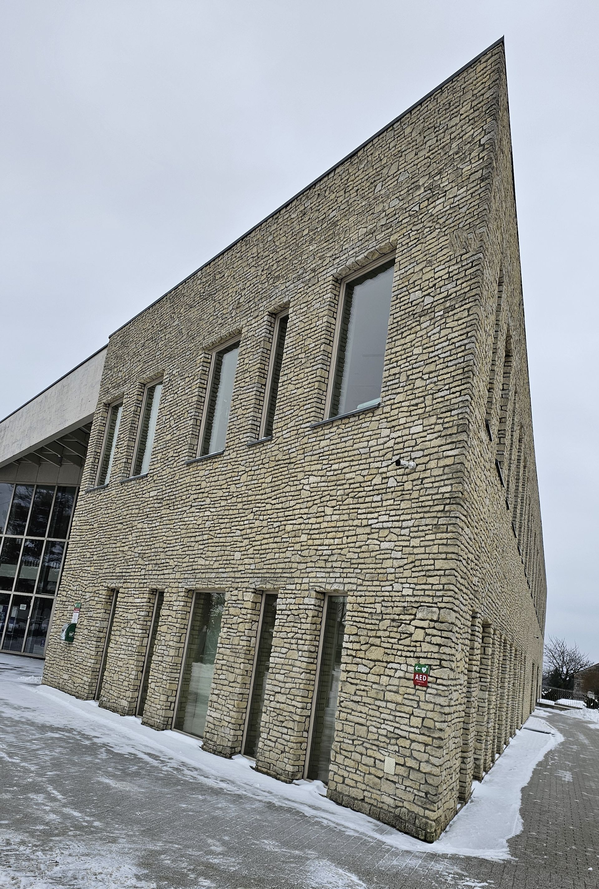 Random Coursed Limestone - Natural Rubble Limestone | Real Stone Cladding