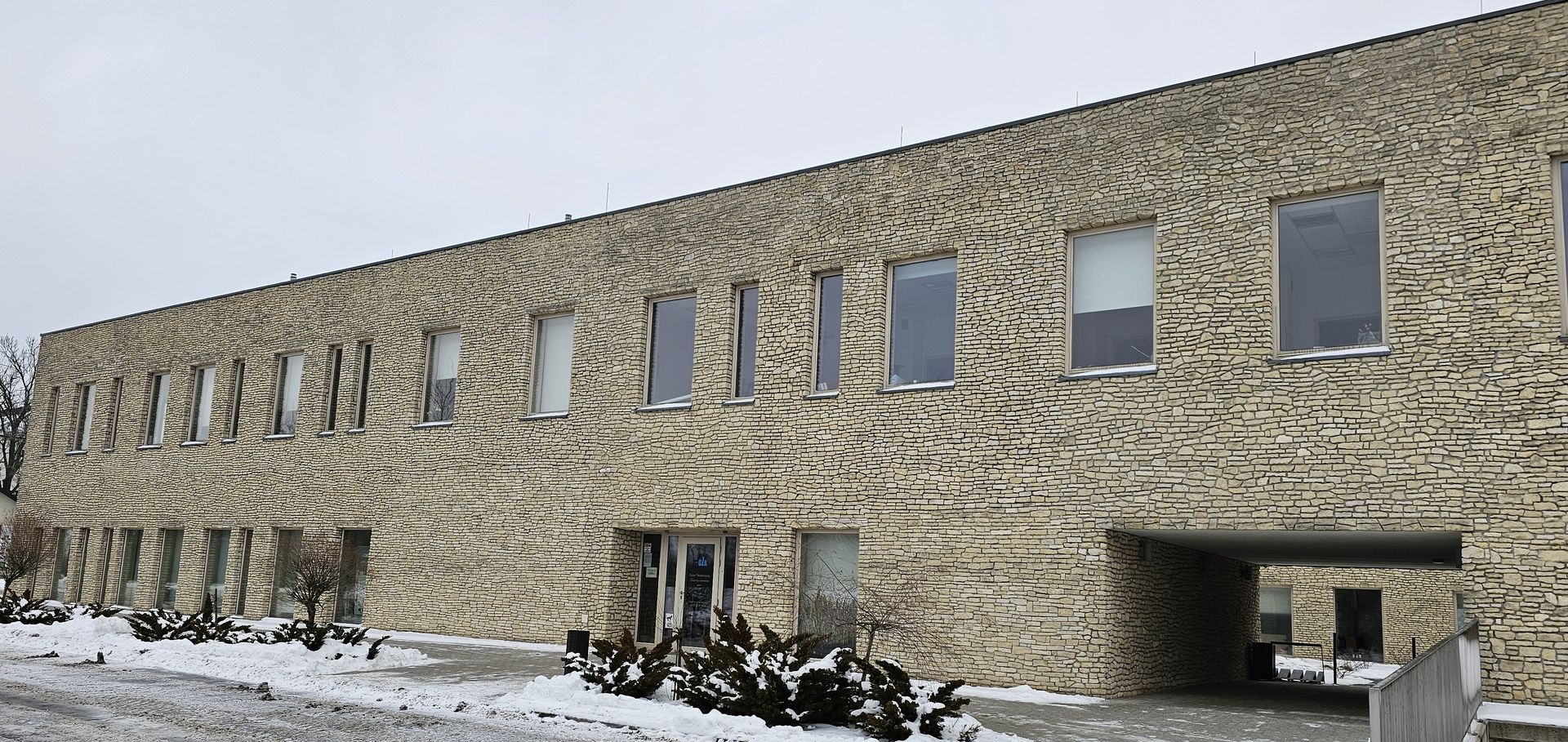 Random Coursed Limestone - Natural Rubble Limestone | Real Stone Cladding