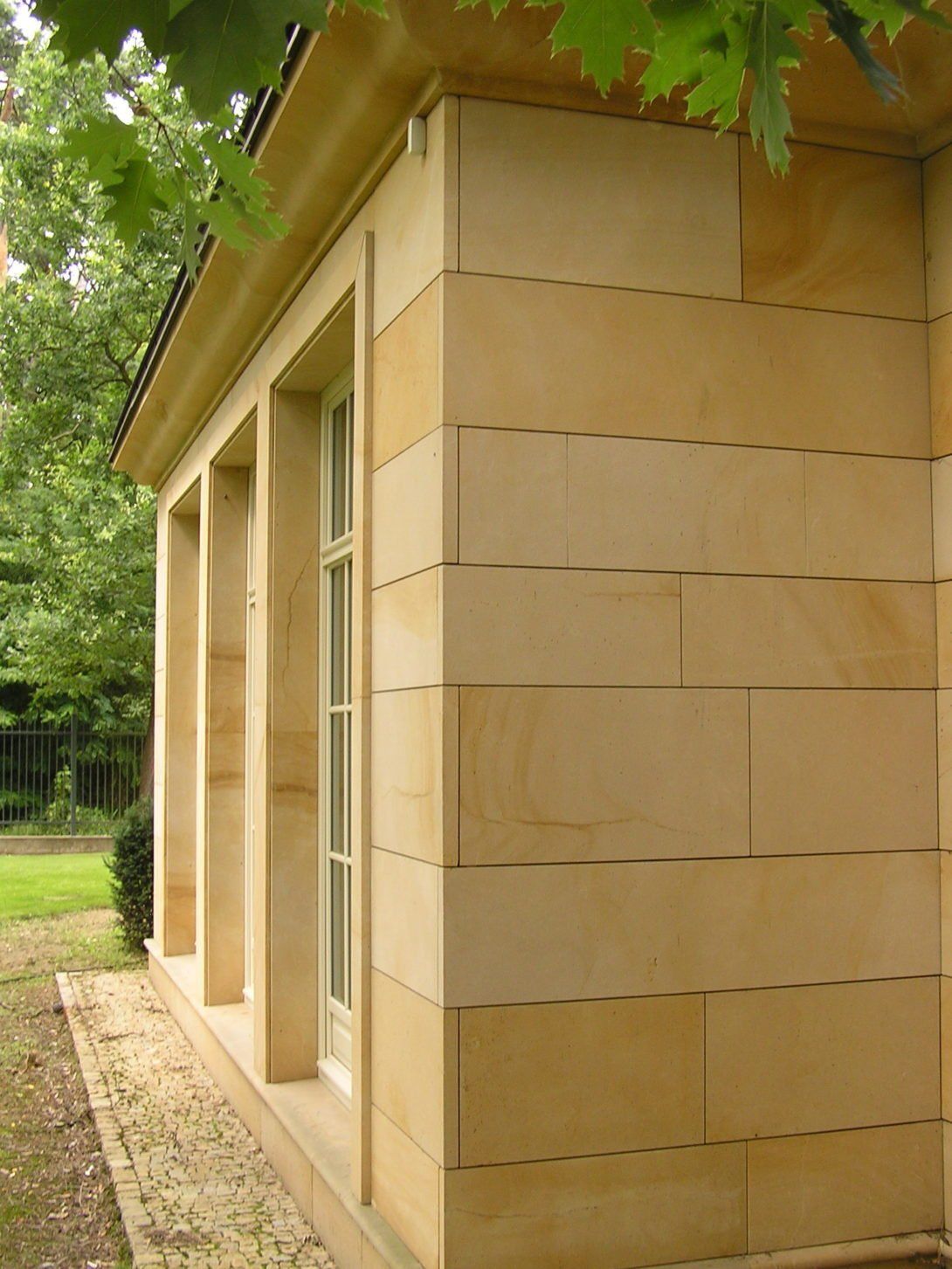 Sandstone Ashlar RSC-WAR | Real Stone Cladding UK