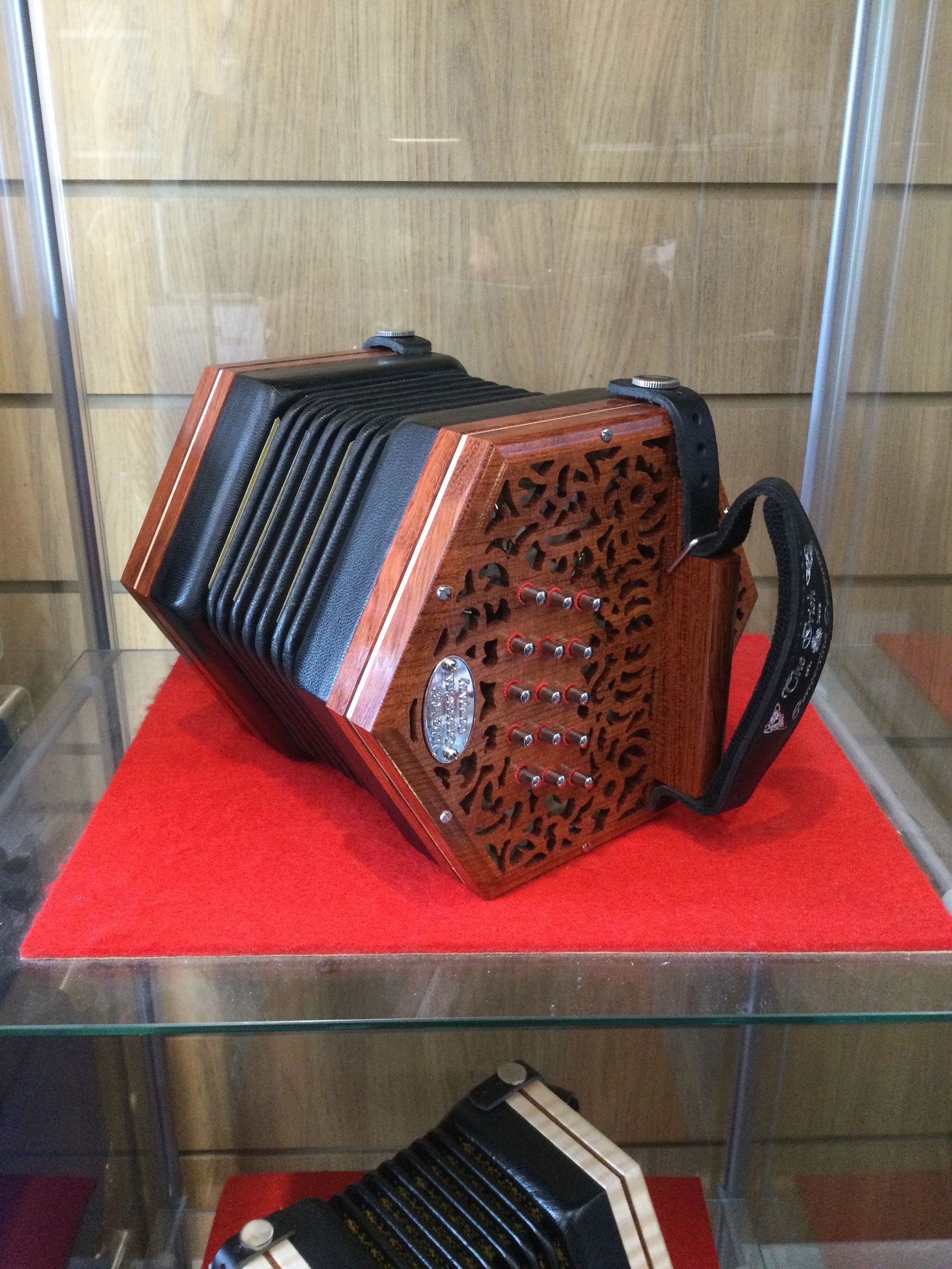 The Irish Concertina Company | The Vintage Concertina