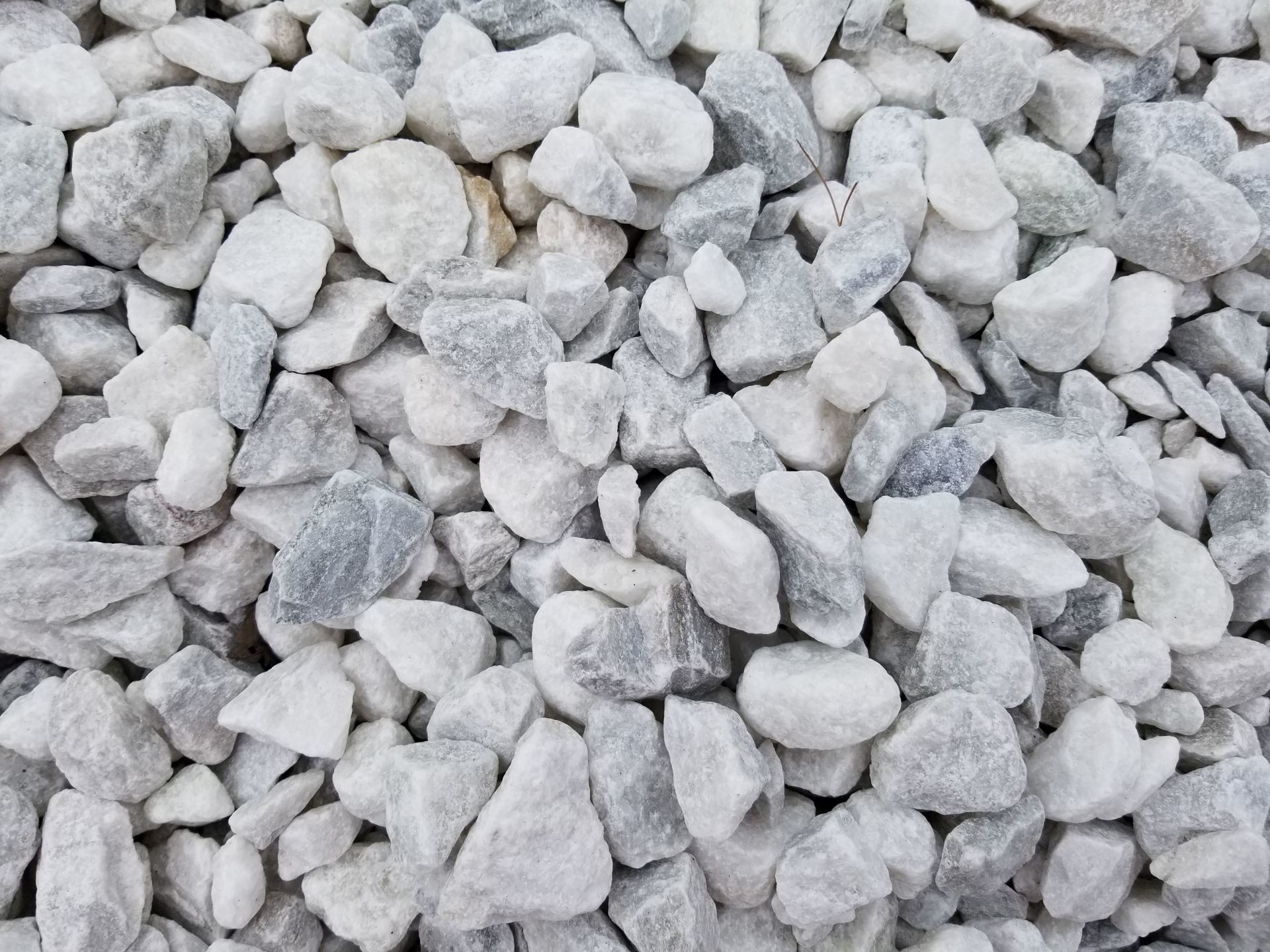 Decorative Stone Experts | Poland, OH | Elliott’s Garden Center