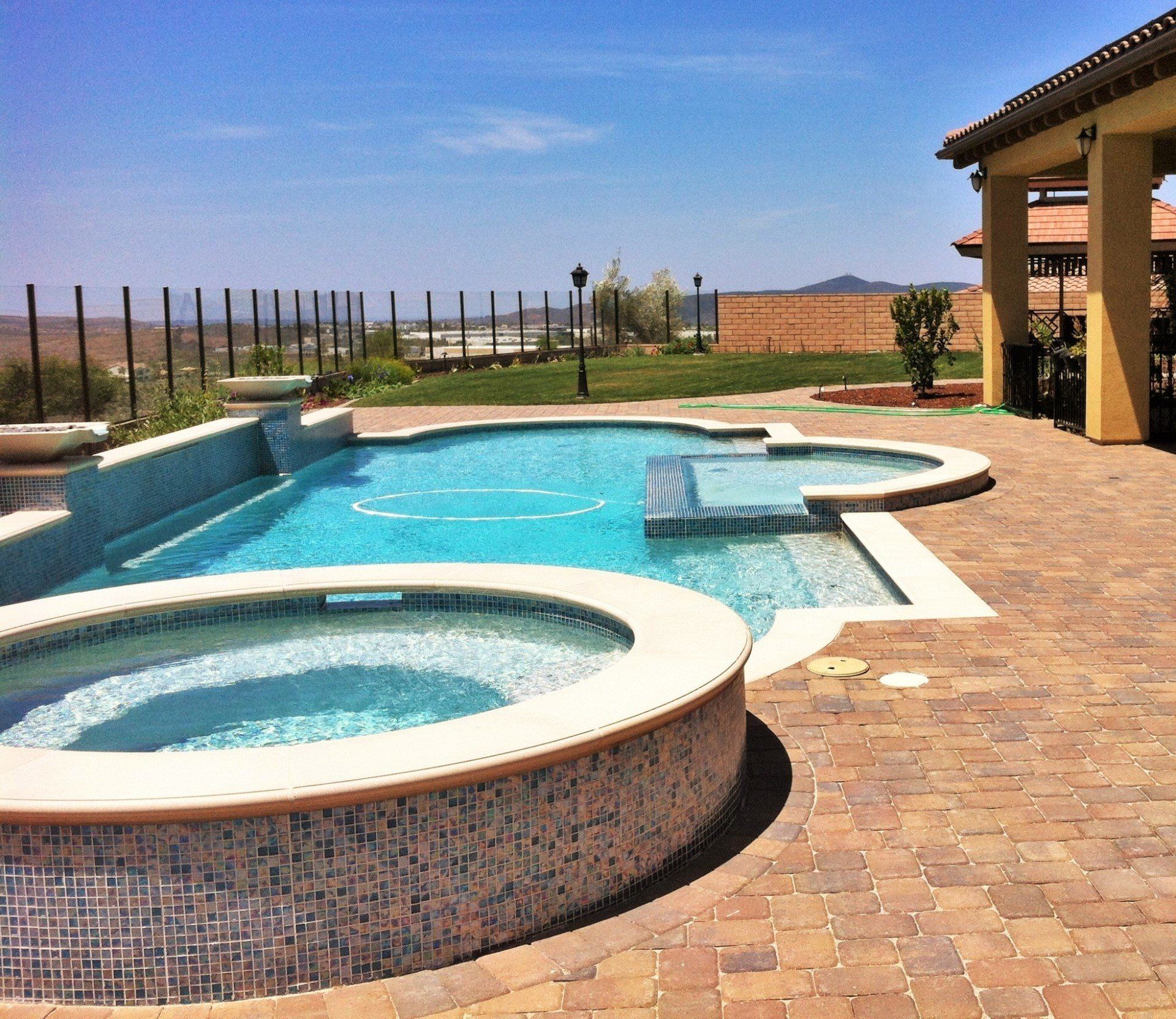 Hardscape & Landscape Services | River Rock Outscape San Diego