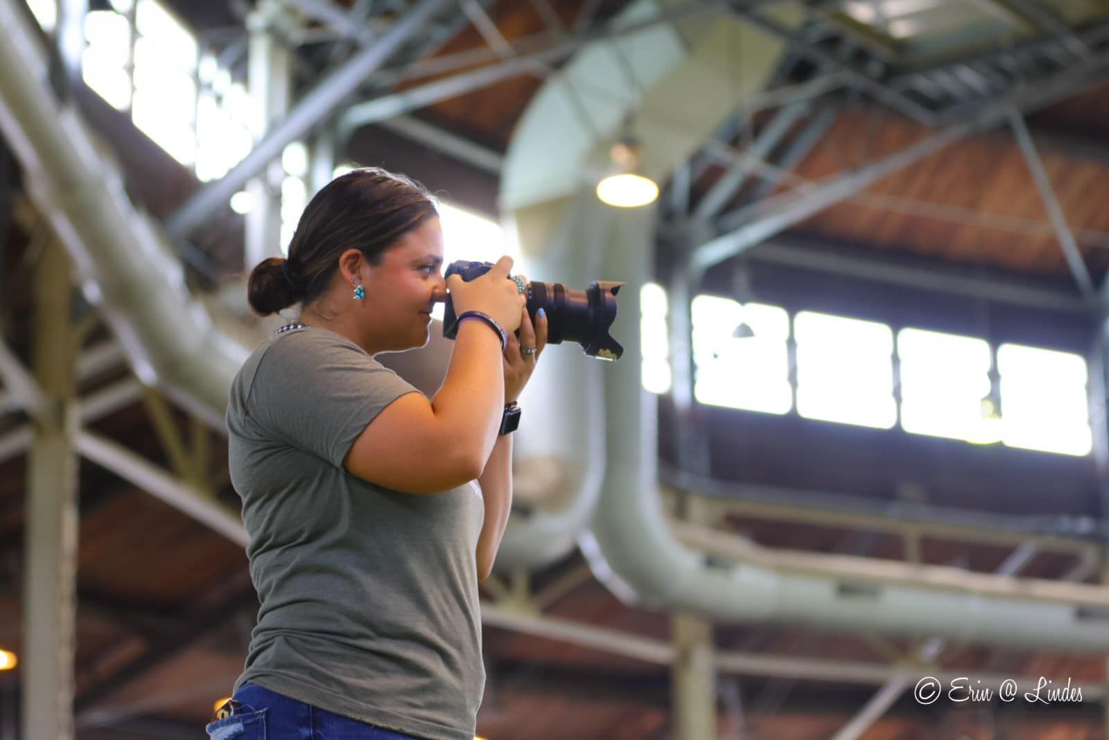 Meet Our Award-Winning Team | Linde's Livestock Photos