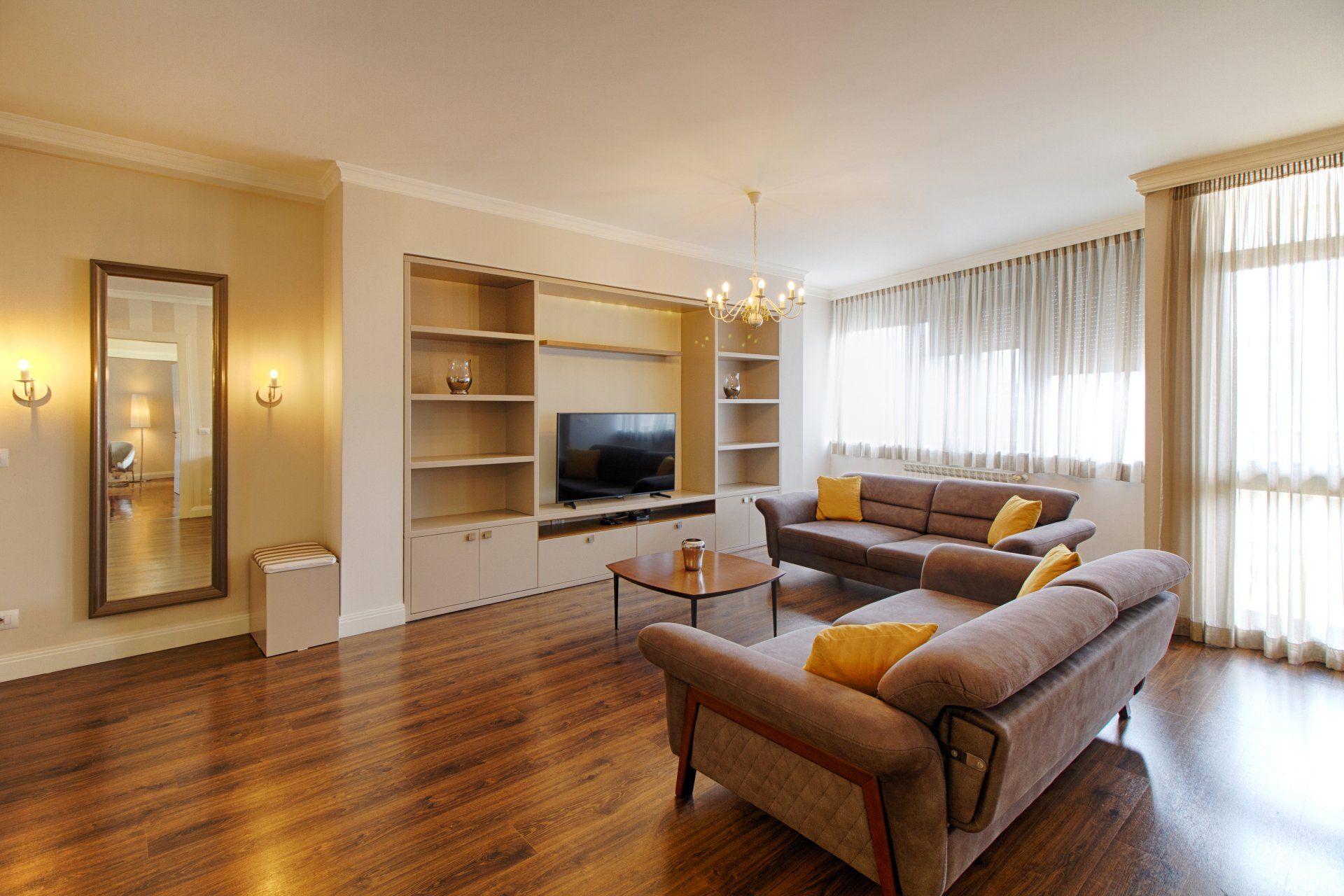 list of the rooms apartments in tirana