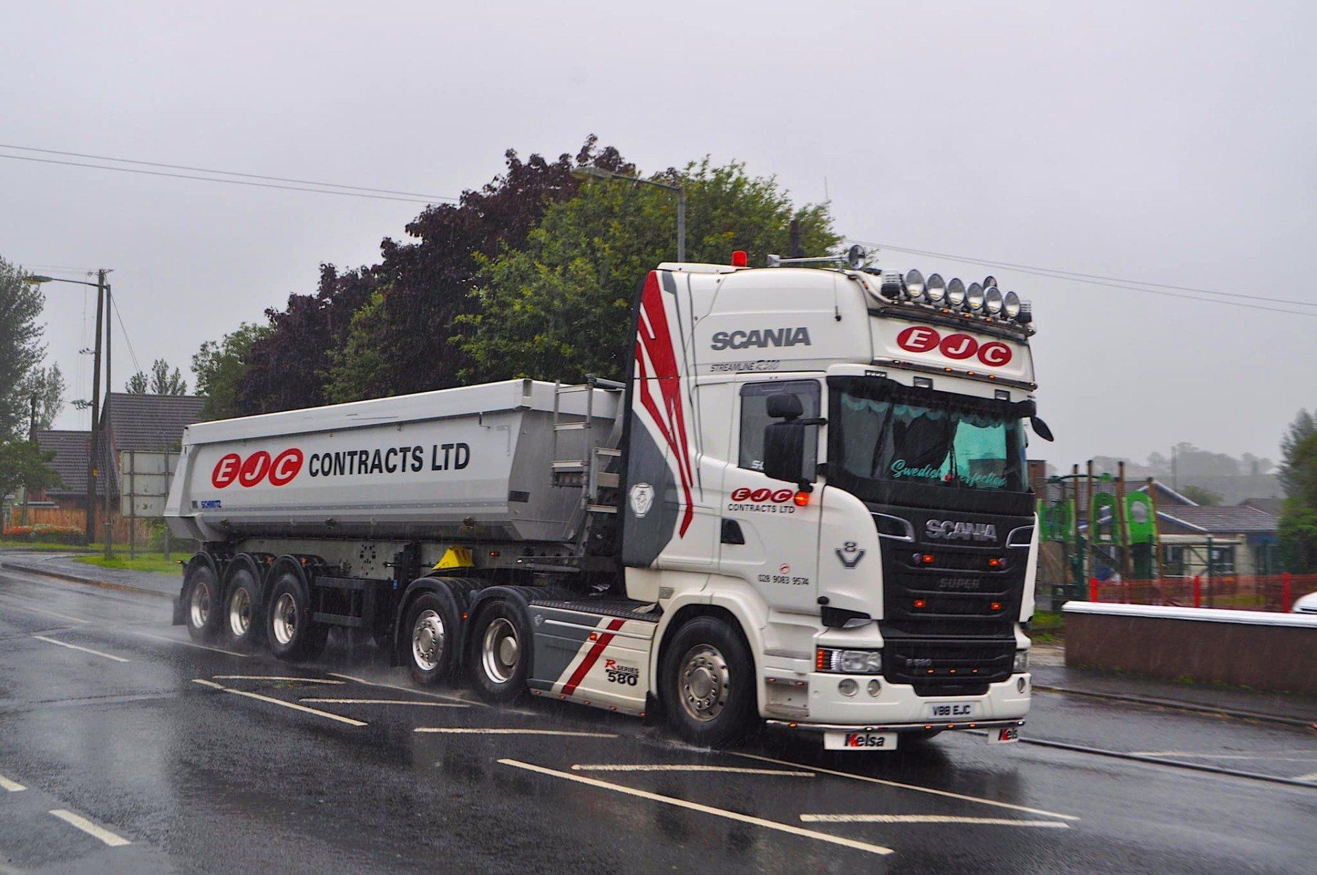 EJC Contracts - Domestic and Commercial Contractors