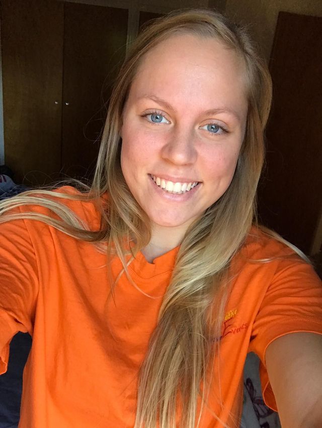 Holly Perrin's Instagram, Twitter & Facebook on IDCrawl