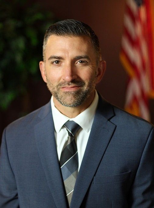 Mark Valencia's Instagram, Twitter & Facebook on IDCrawl