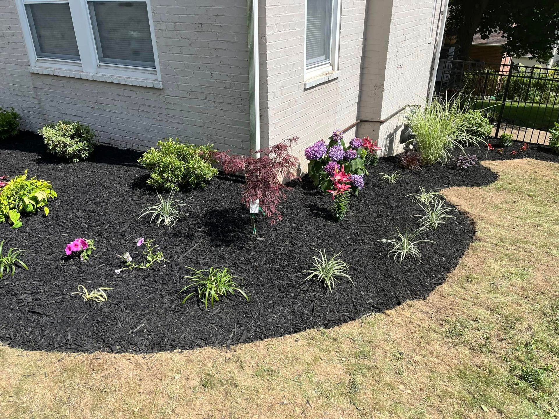 Landscape Design & Installation | PRIMETIME Lawn Care