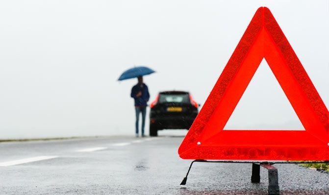 How To Survive Common Driving Emergencies