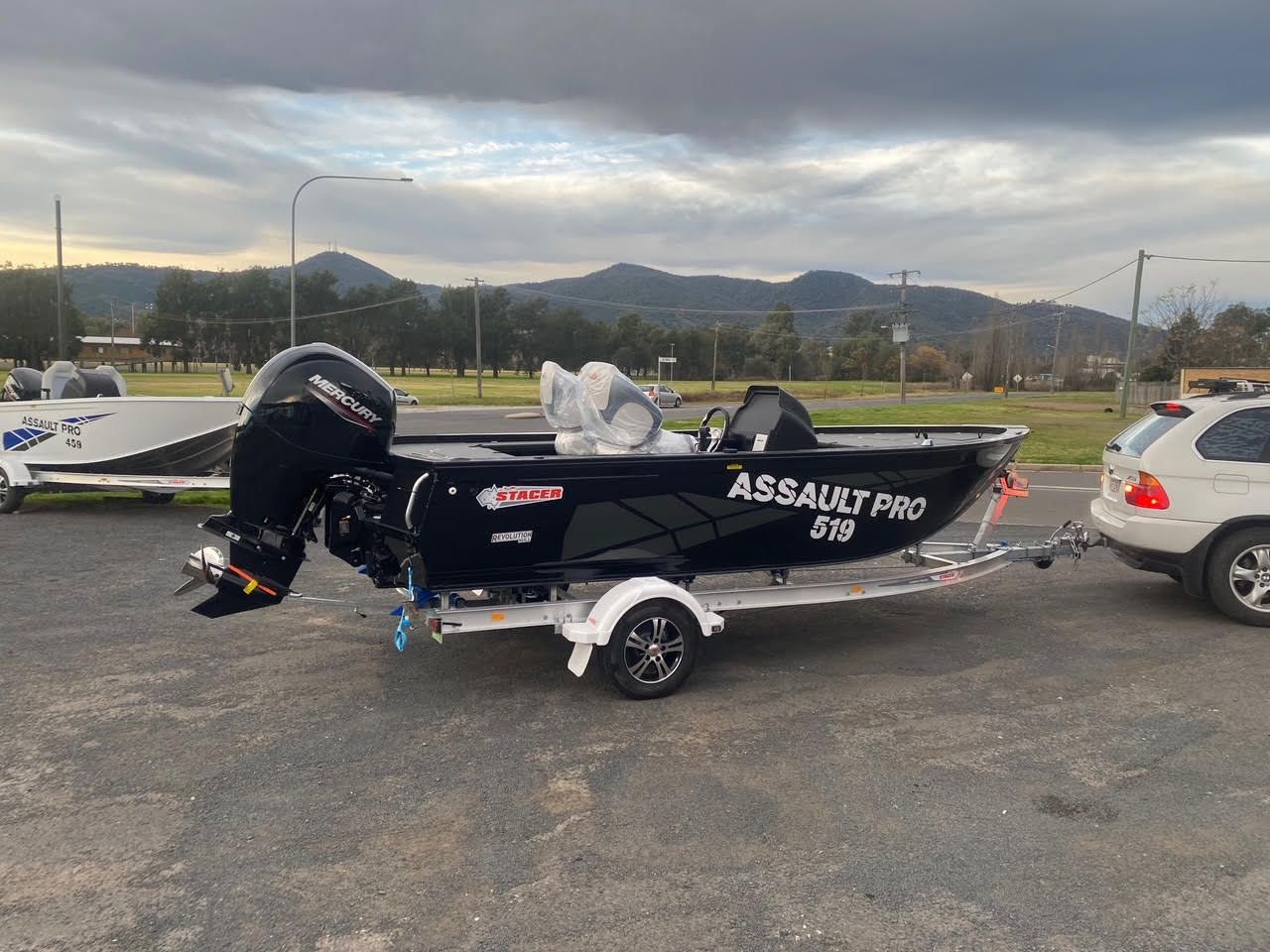 Stacer 469 Assault Pro