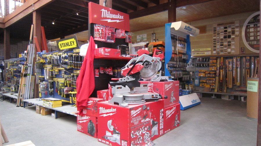 Come to Us for Timber & Hardware in Rosebud