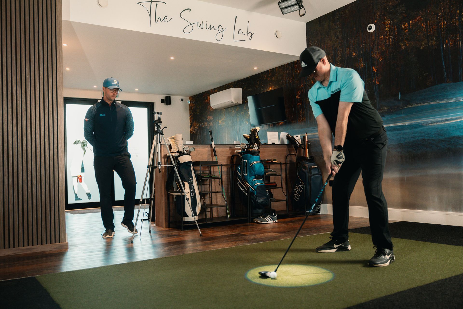 Book Your Next Round of Golf | Indoor Golf in Andover