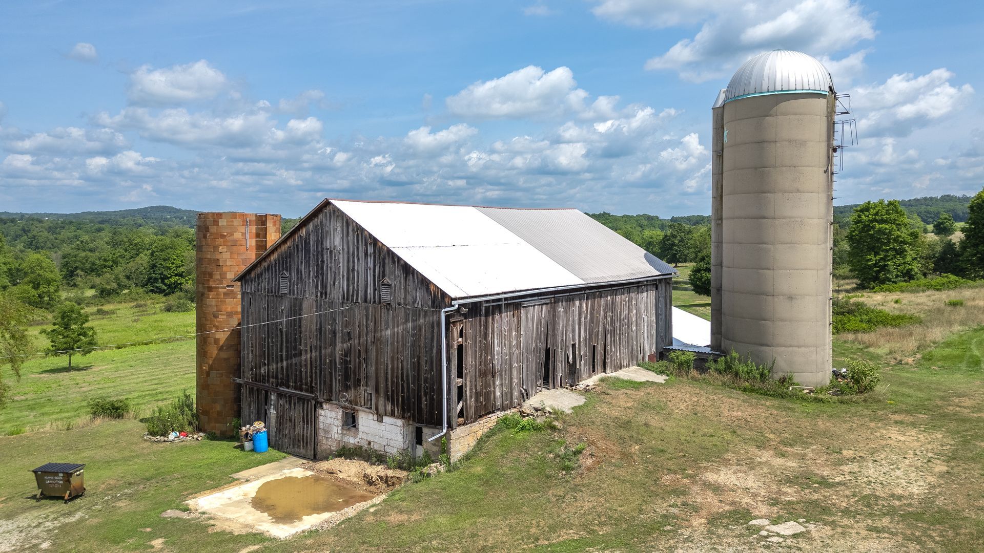 Expert Antique Barn Reclamation | Bay & Bent | USA