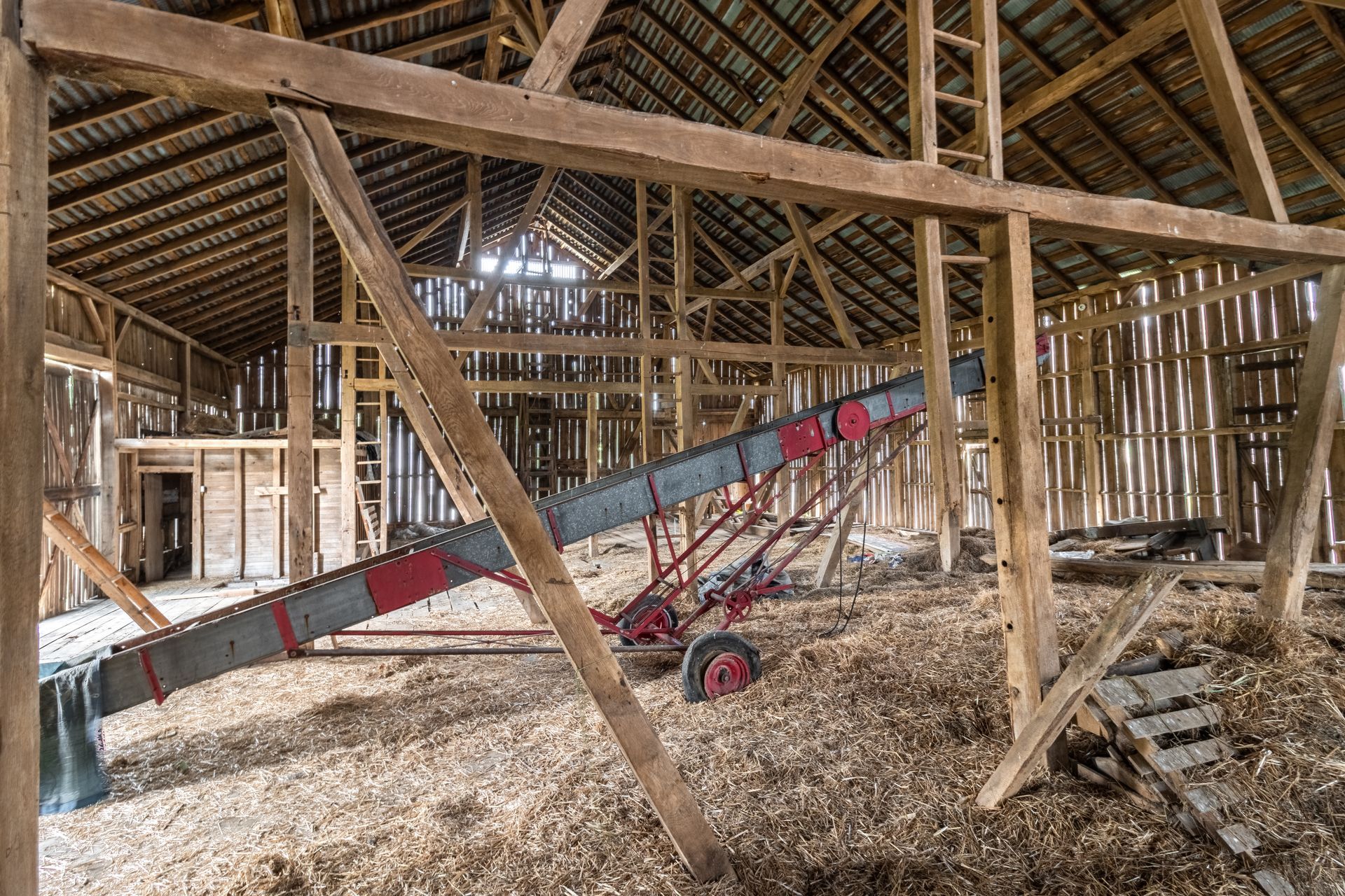 Bay & Bent | Reclaimed Heritage Barns | Pennsylvania