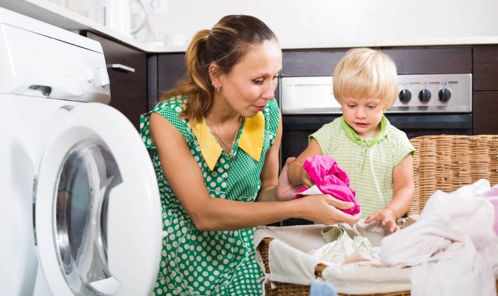 How to Guide Kids to Be Helpers