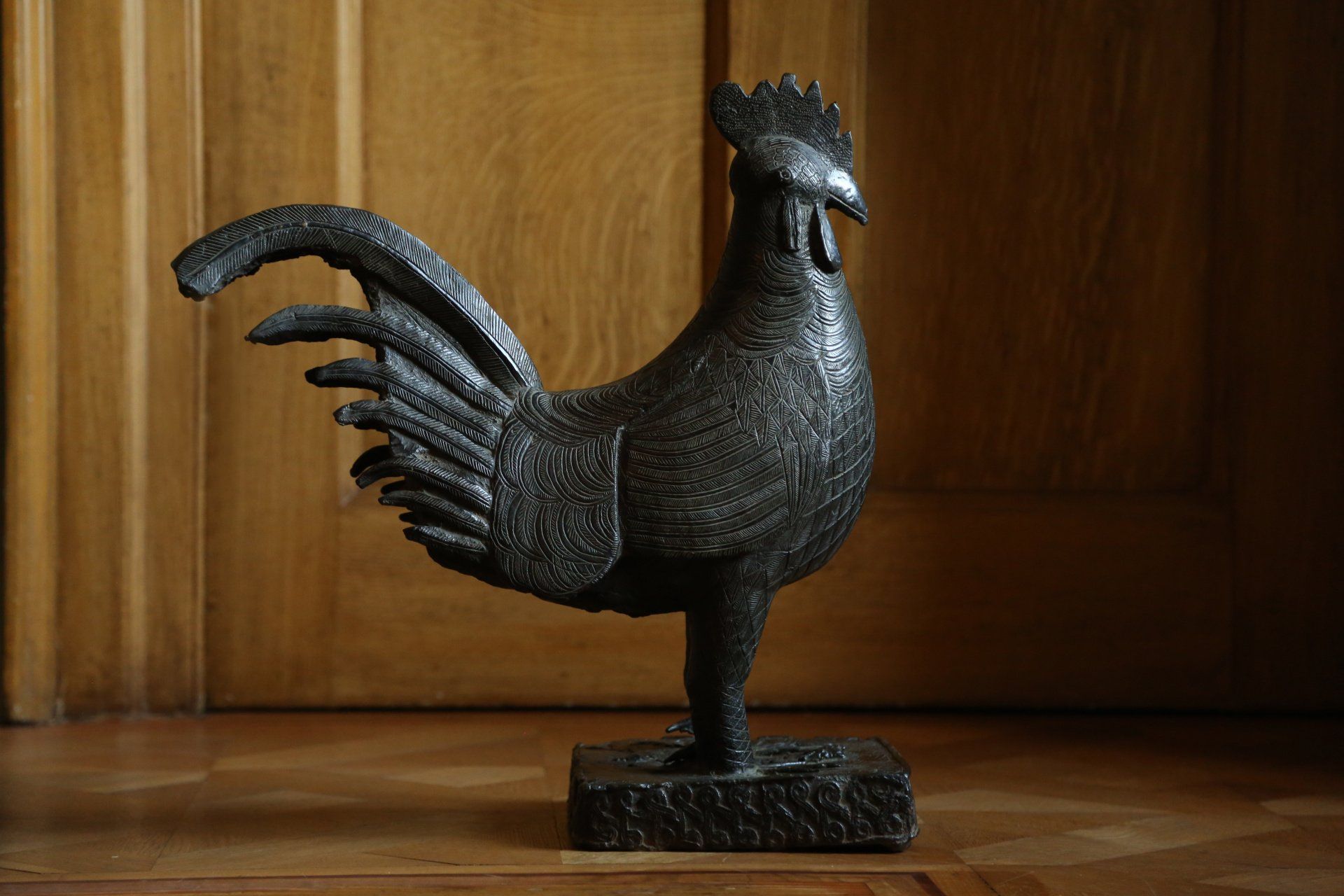 Return of Benin Bronze Cockerel by Cambridge College overtakes progress ...