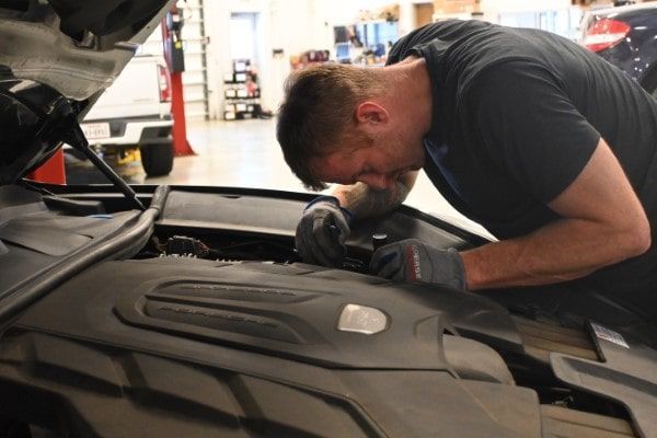 How Car Repair Prices Are Affected by Economic Conditions: Comparing ...