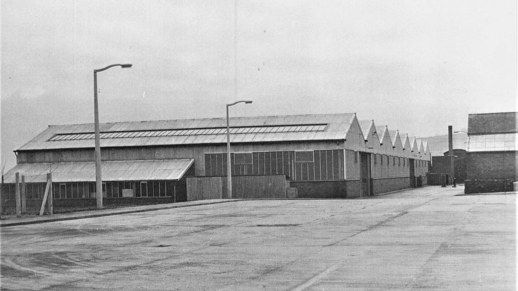 History of Red & White Services Ltd, a bus and coach operator in south ...