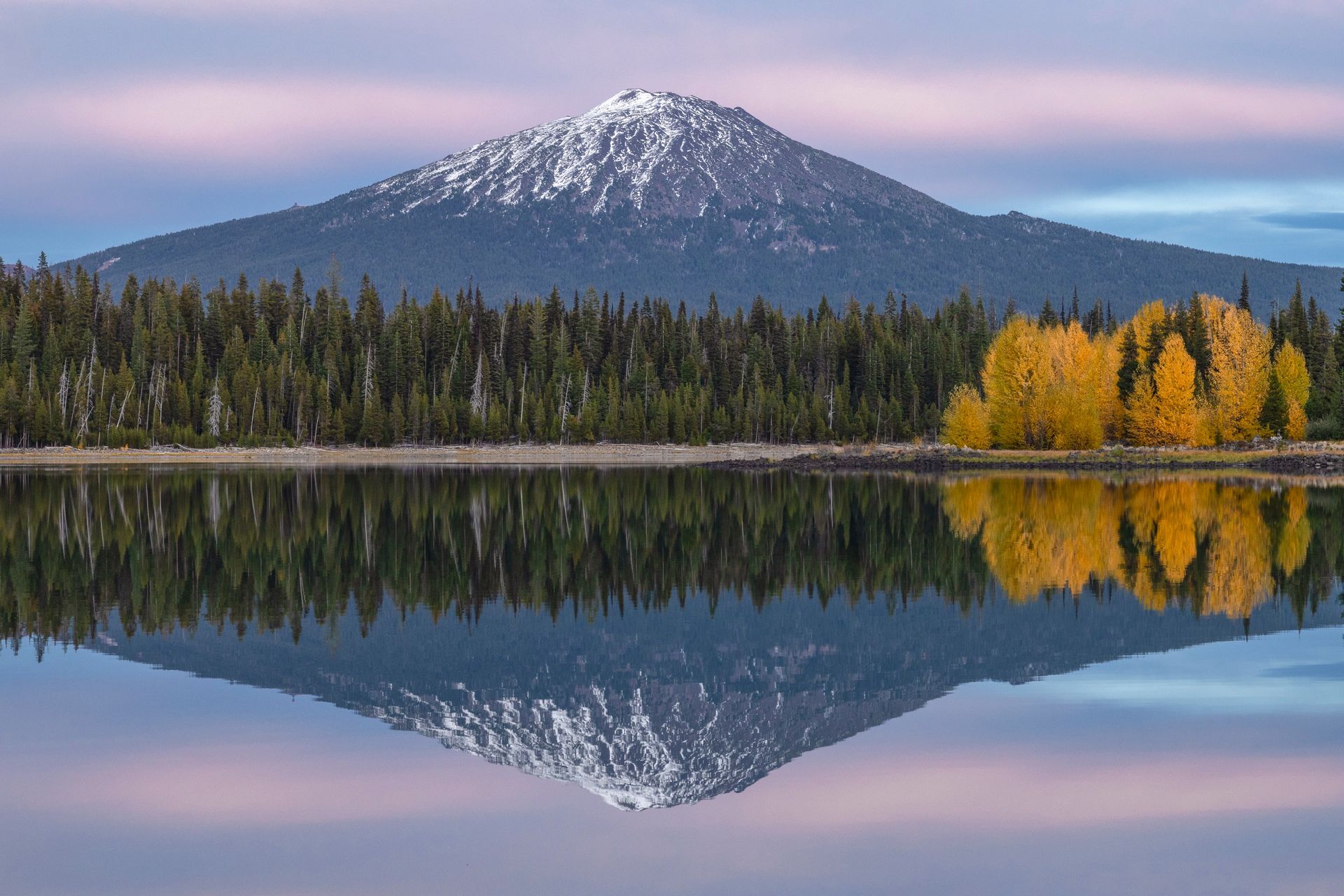 Lodging & Resort Activities | Elk Lake Resort | Bend