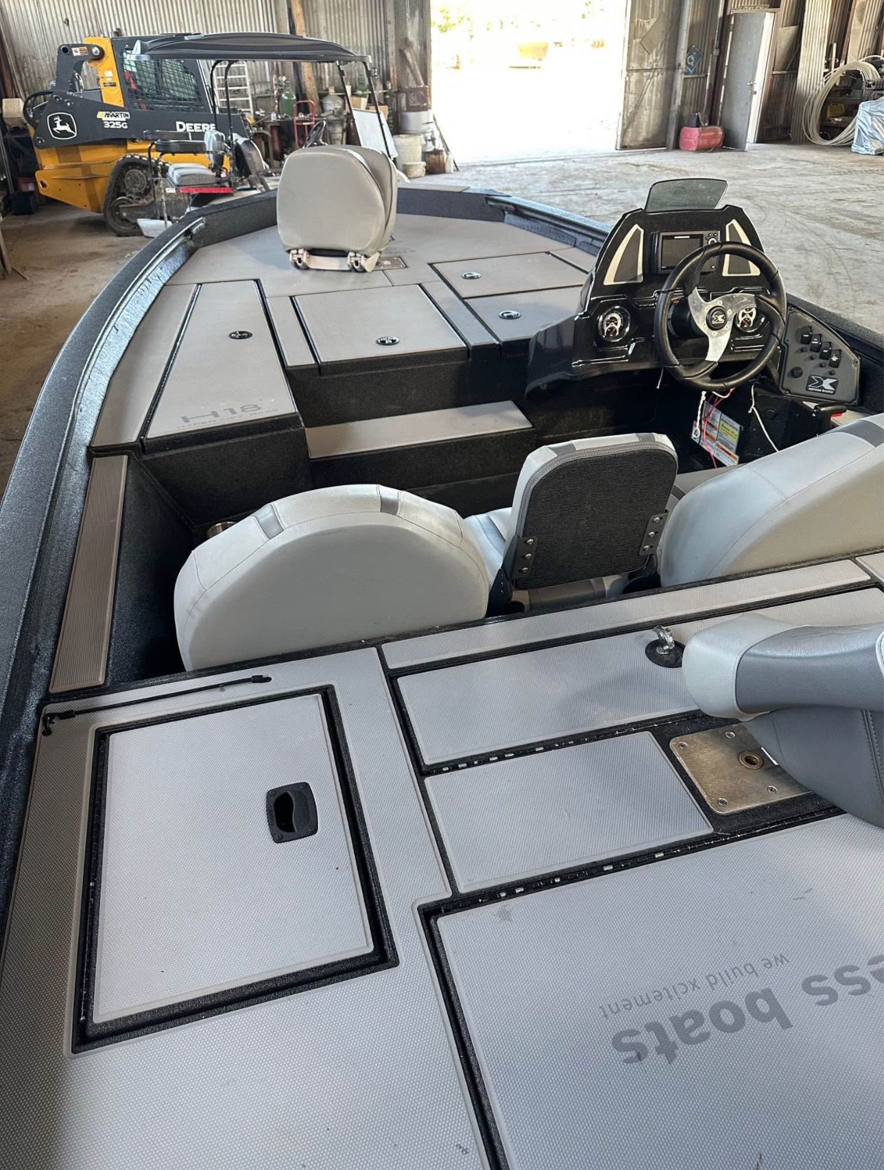 S & R Marine - Beardstown, IL - Pre-Owned Boats