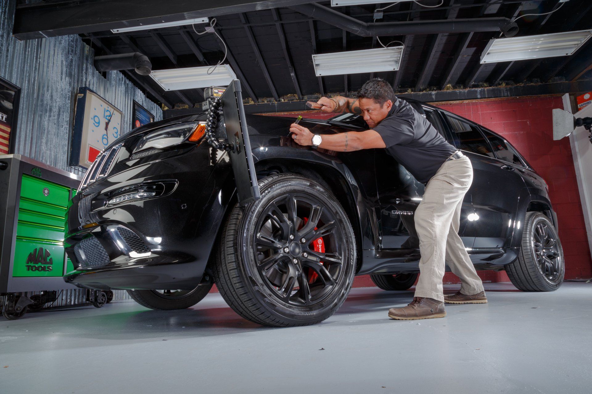 Precision Dent Removal of Orland Park. Dent Repair. Hail Damage Repair