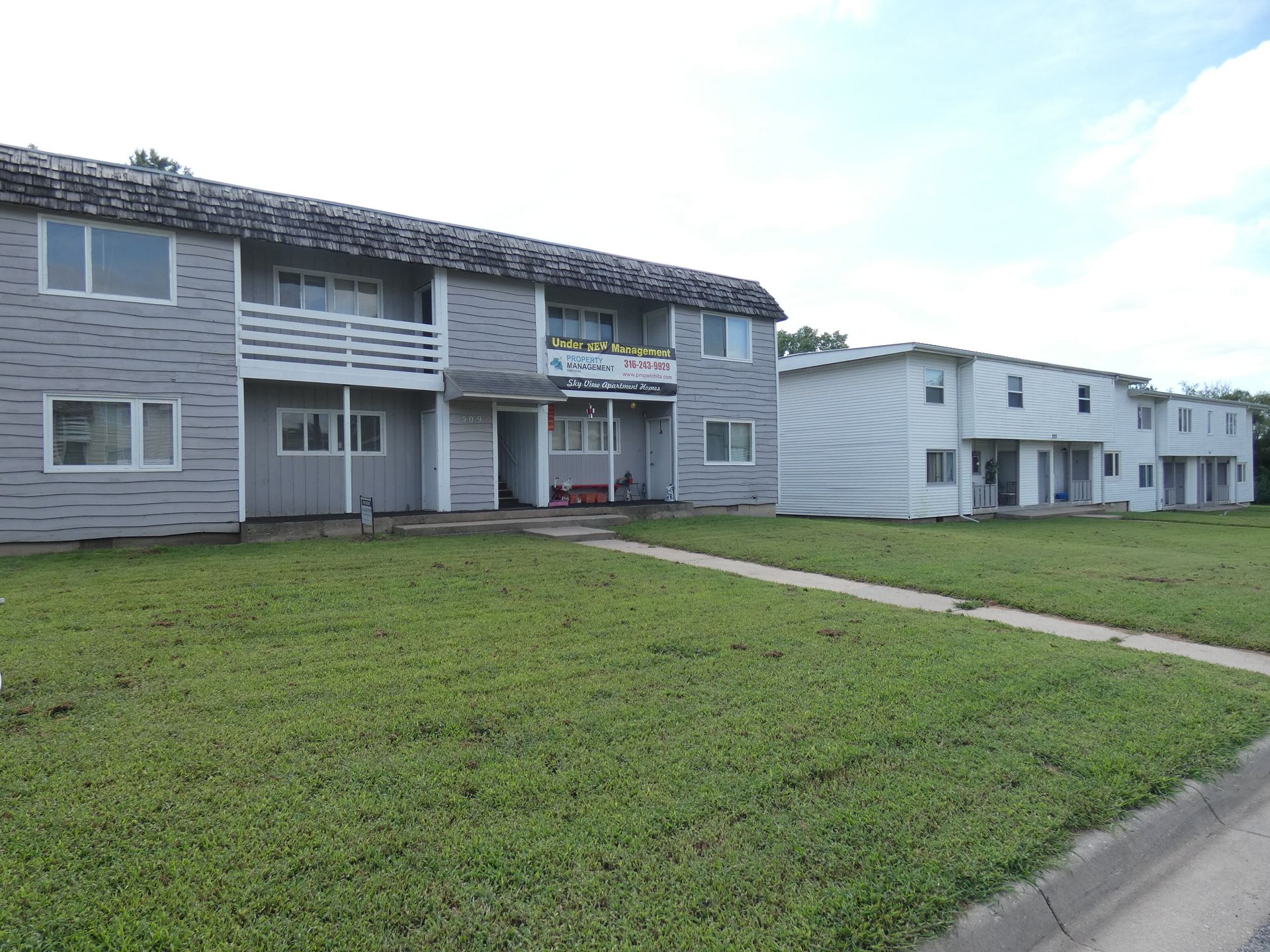 Home | Skyview Apartments | Newton, KS Home | Skyview Apartments | Newton, KS