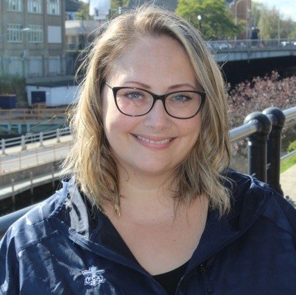 Amber Wing's Instagram, Twitter & Facebook on IDCrawl