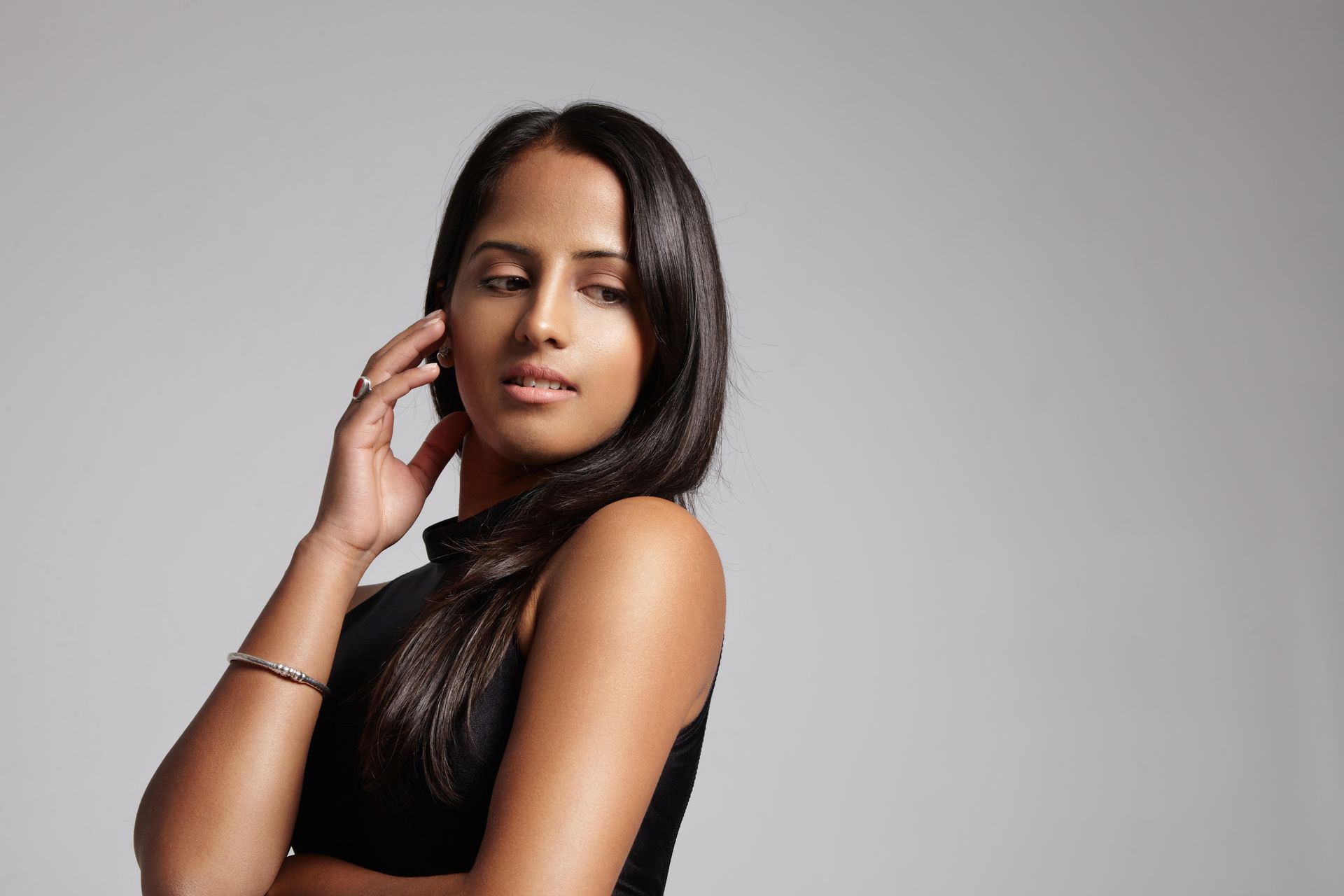 5 Tips for Healthy and Lustrous Hair All Year Round