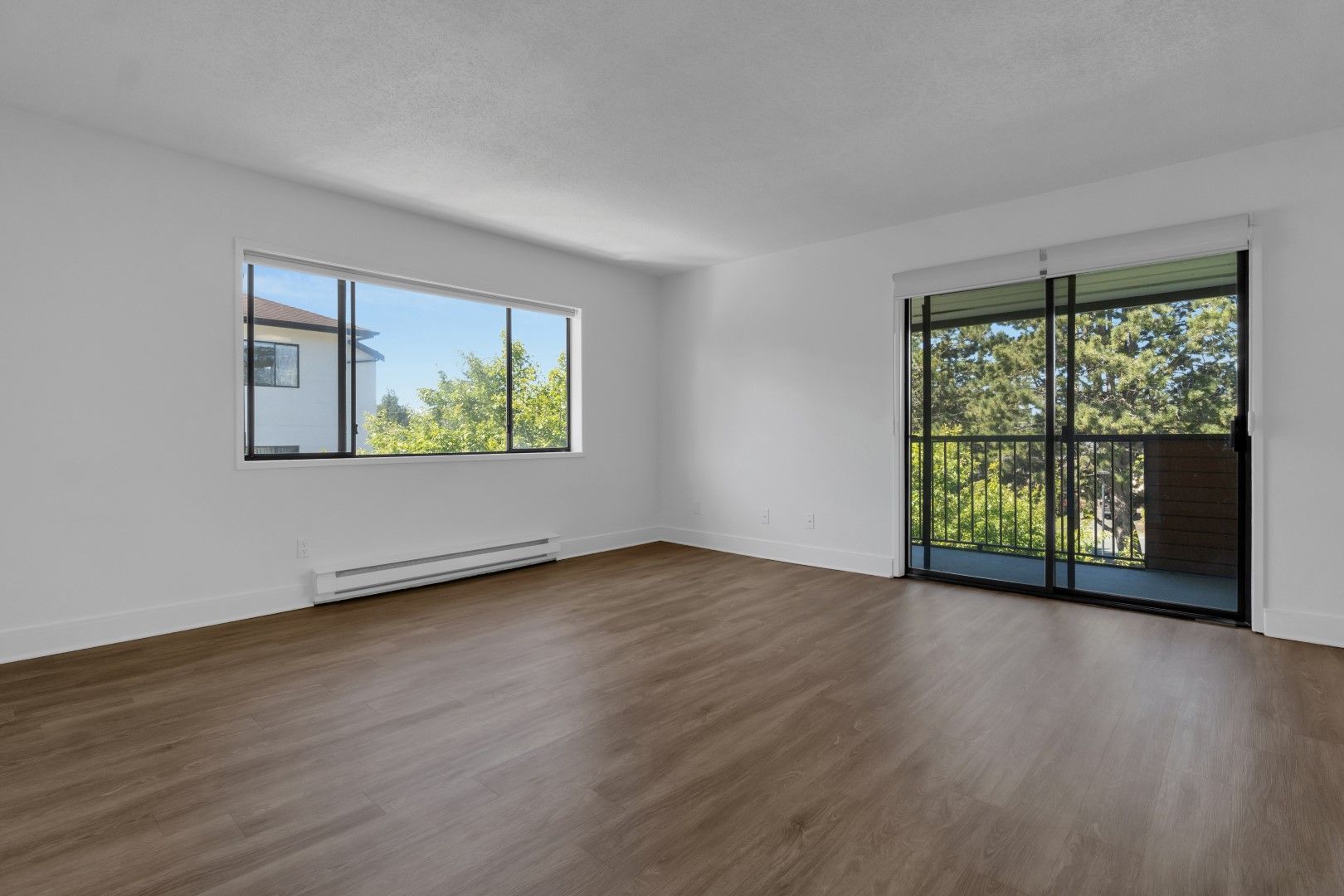 Suite Gallery | View 3205 Wetherby Rd Units and Building Photos