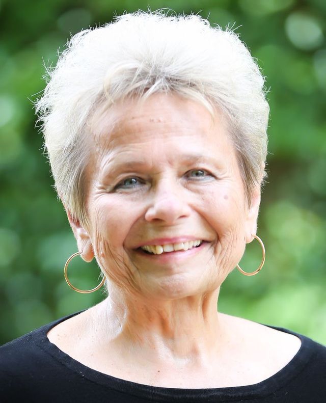 Barbara Barber's Instagram, Twitter & Facebook on IDCrawl