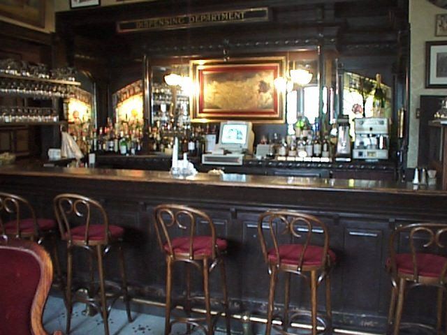 Historic Holly Hotel: Dining Club, Comedy Club