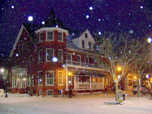 Historic Holly Hotel: Dining Club, Comedy Club