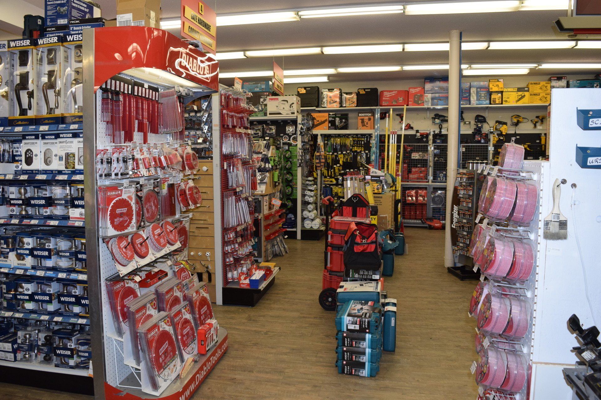 Dunbar Lumber: Hardware Store, Lumber Yard & Benjamin Moore Paint