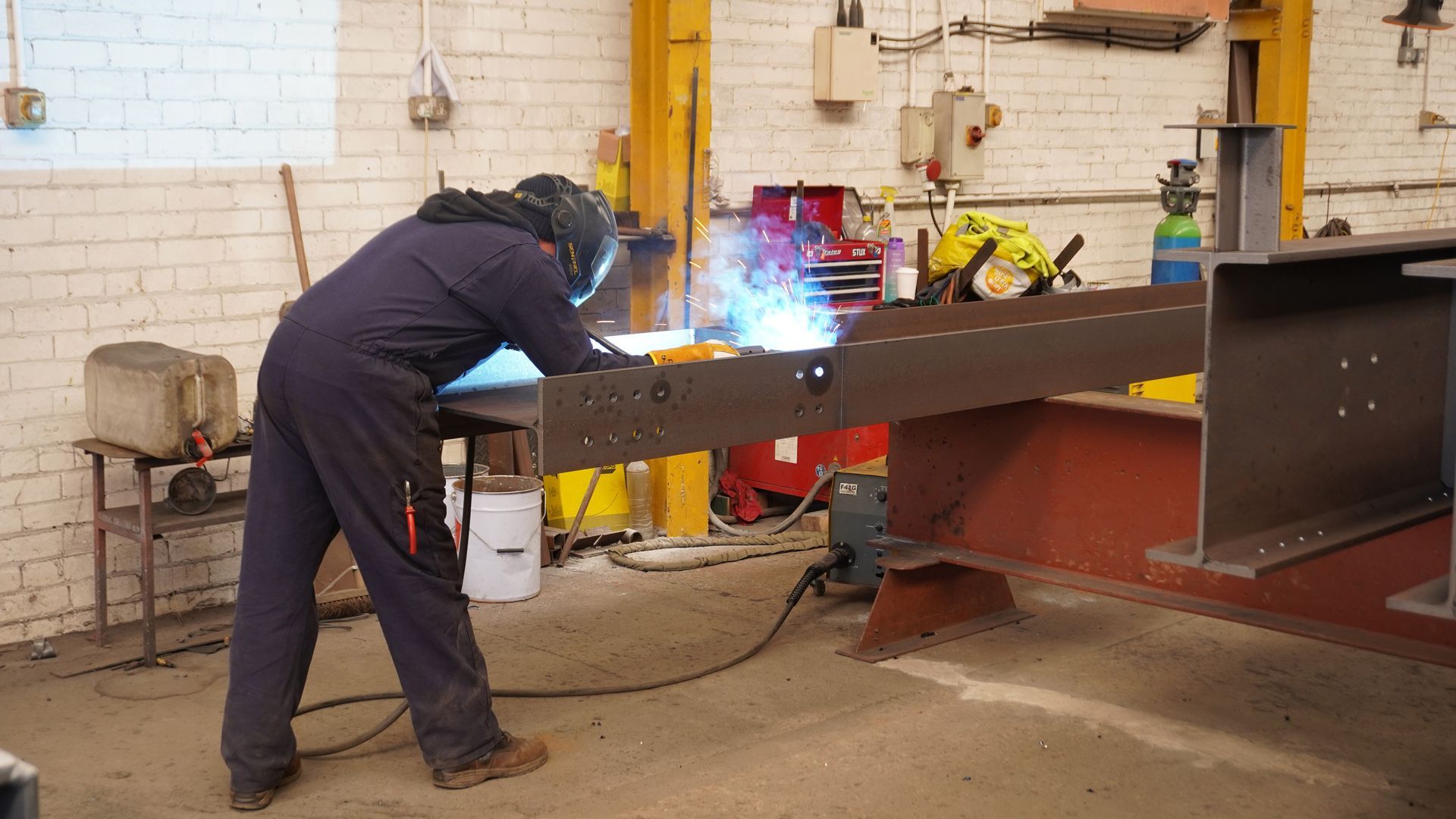 Commercial & Sub-Contract Steel Fabrication | MAK Structures