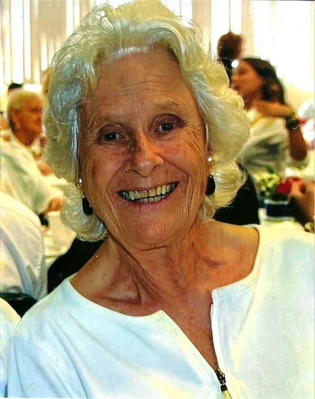 Jane Garceau's Instagram, Twitter & Facebook on IDCrawl