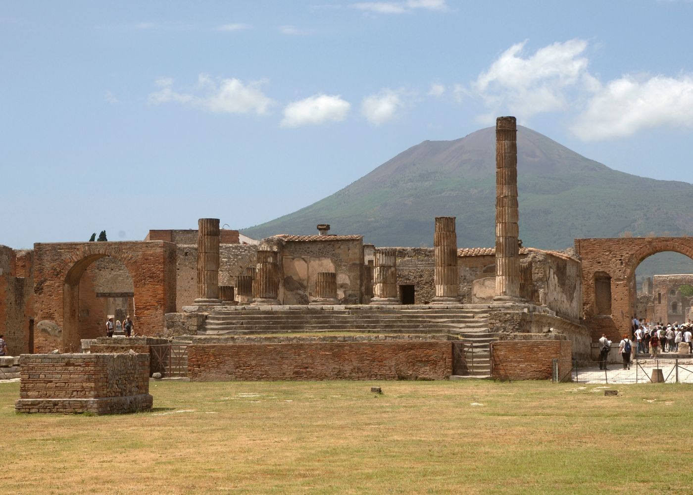 The Timeless Ruins of Pompeii: A Journey Back in Time