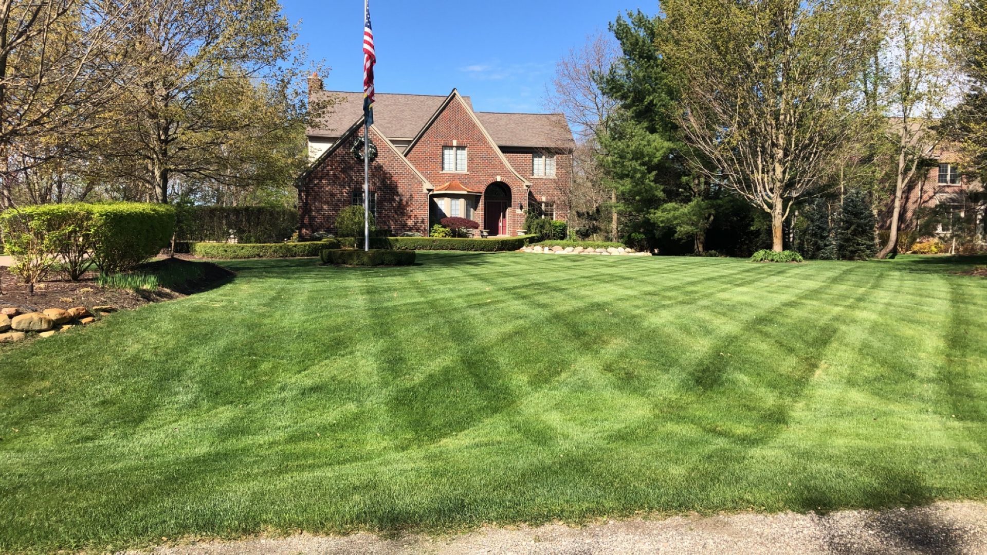 Toth's Lawn and Landscape