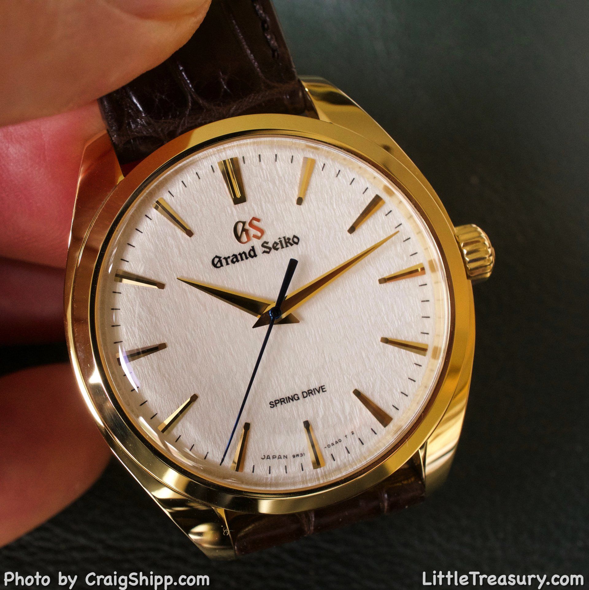 Grand Seiko SBGY002 18k GOLD Dress Watch