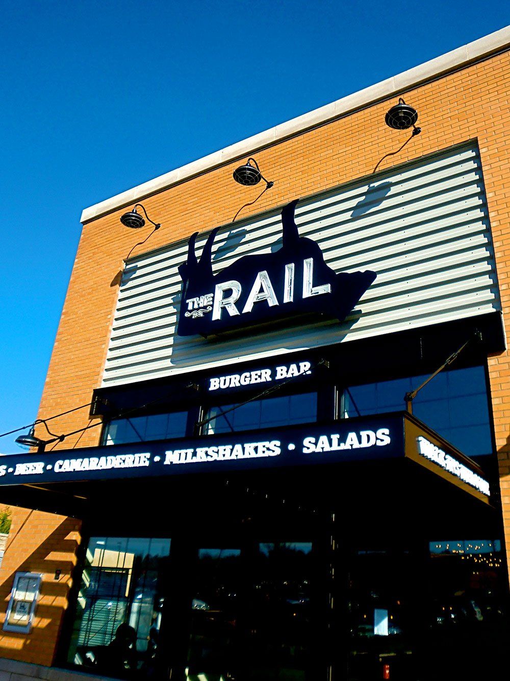 Building Mounted Signs