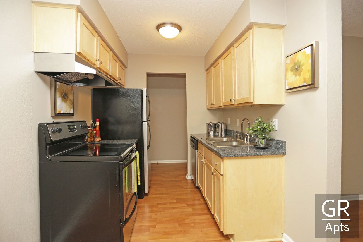 Granite Ridge Apartments | Brooklyn Park, MN