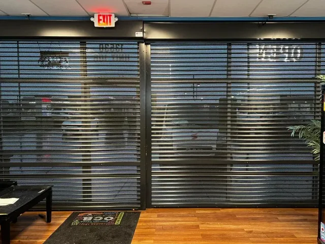 Retractable House Shutters Security Rolling Shutters, Screens