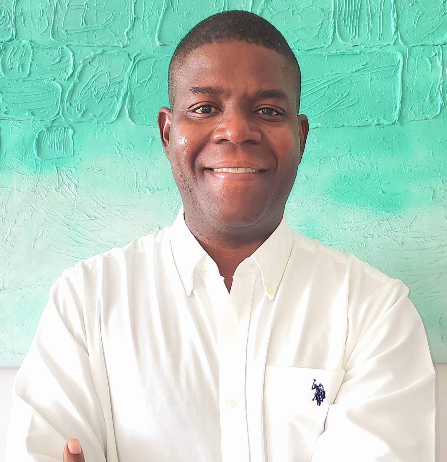 Meet our Broker Ramon Andrews