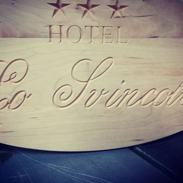 Incisione logo su legno | Amantea, CS | Arredi Delizia