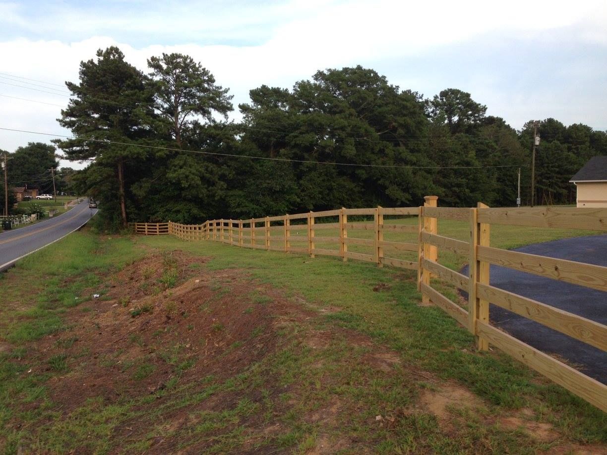 Fence Installation and Repair in Perry | Byron Fence